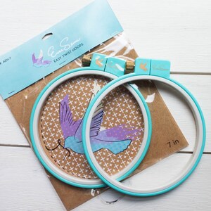 Embroidery Hoop | 7 Inch (18 Cm) Plastic Embroidery Hoop - Eversewn ...