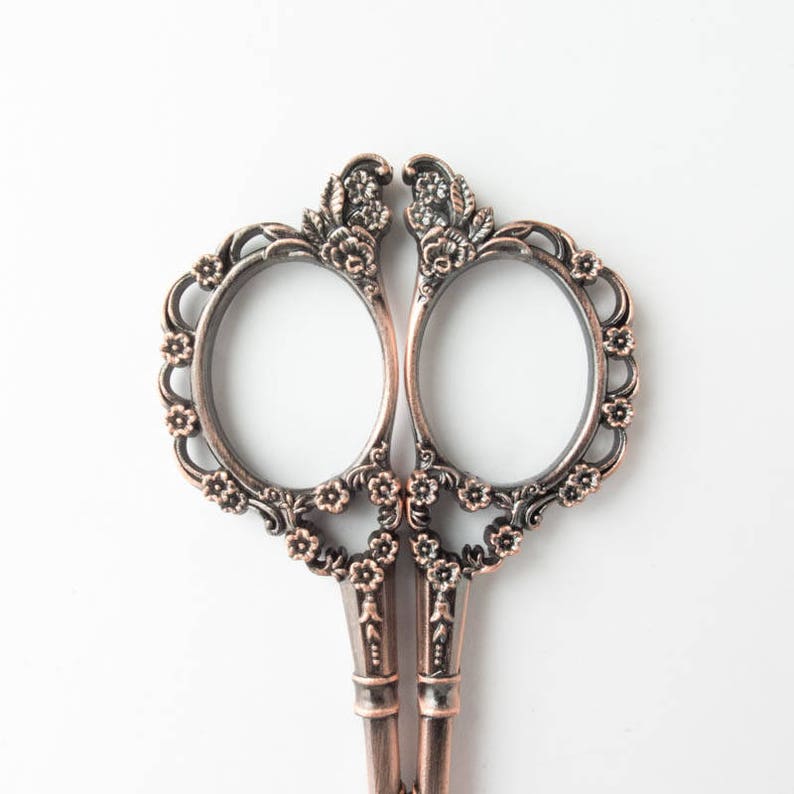 Embroidery Scissors | Antique Style Victorian Rose Gold Embroidery ...