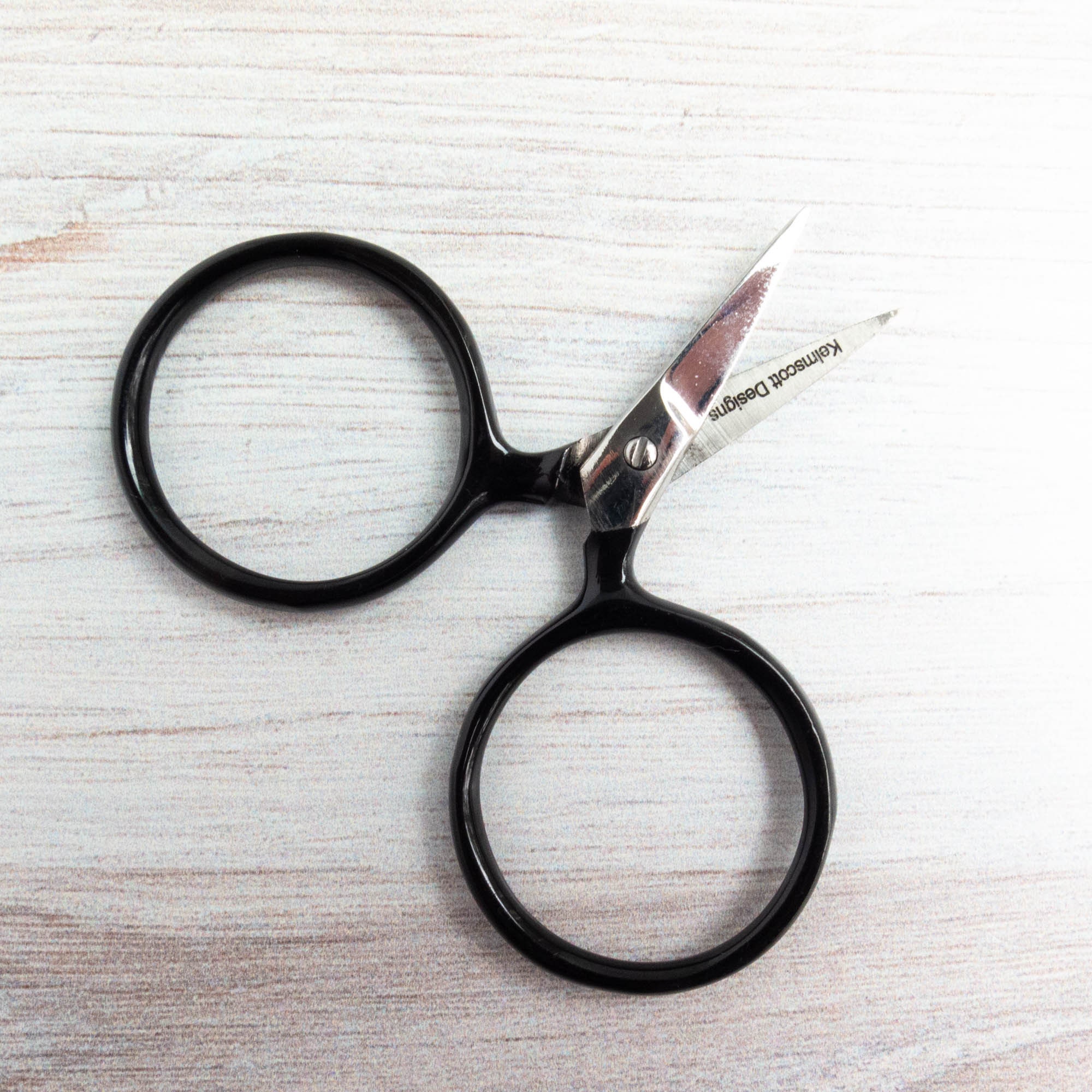 Cute Embroidery Scissors | Small Black Handle Scissors, Modern ...
