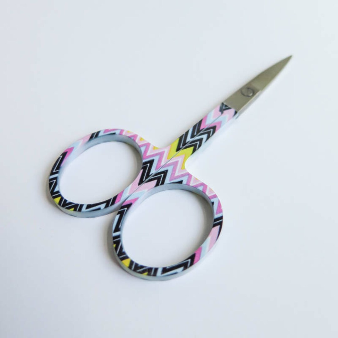 Cute Embroidery Scissors - Chevron Scissors | Black and Pink Chevron ...