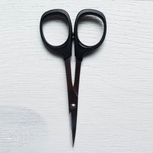 KAI Needlecraft Scissors | 4 Inch Professional Quality CURVED Tip ...