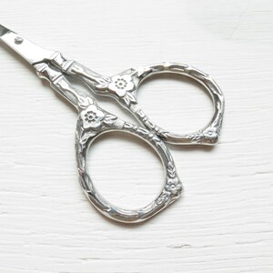 Modern Embroidery Scissors | Beautiful Thread Snips for Embroidery ...