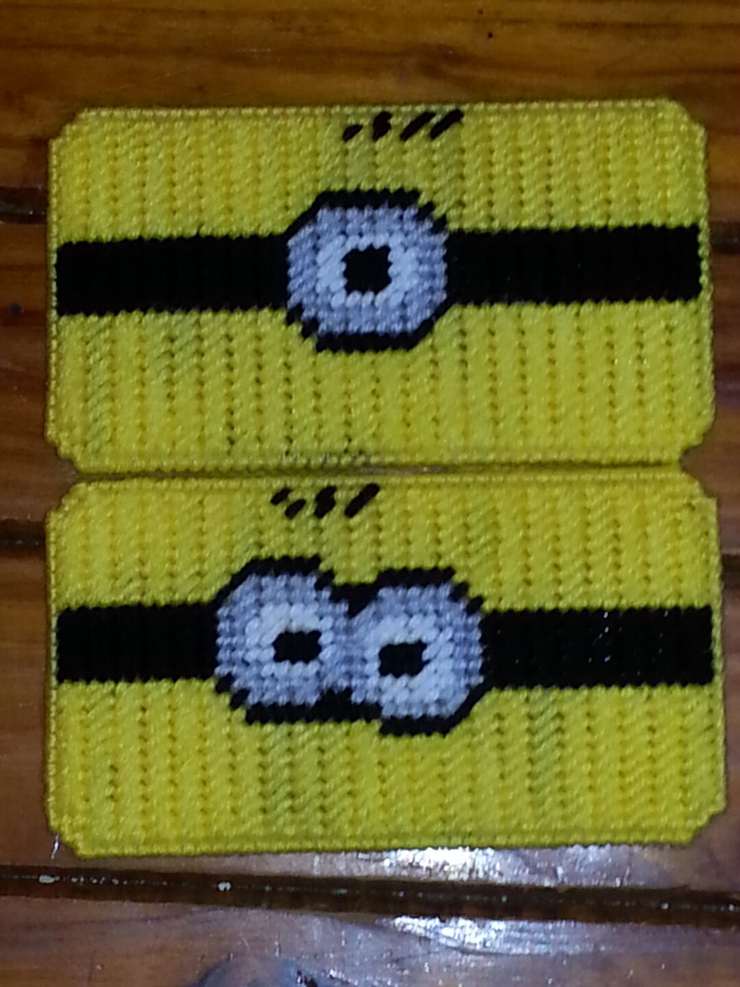 Made to Order: Handmade Plastic Canvas Minion Eyeglass Case Cover - Etsy