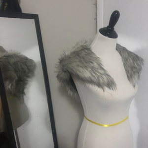 Silver Fox Faux Fur Viking Ren Faire LARP Cape Capelet Mantle Drape ...