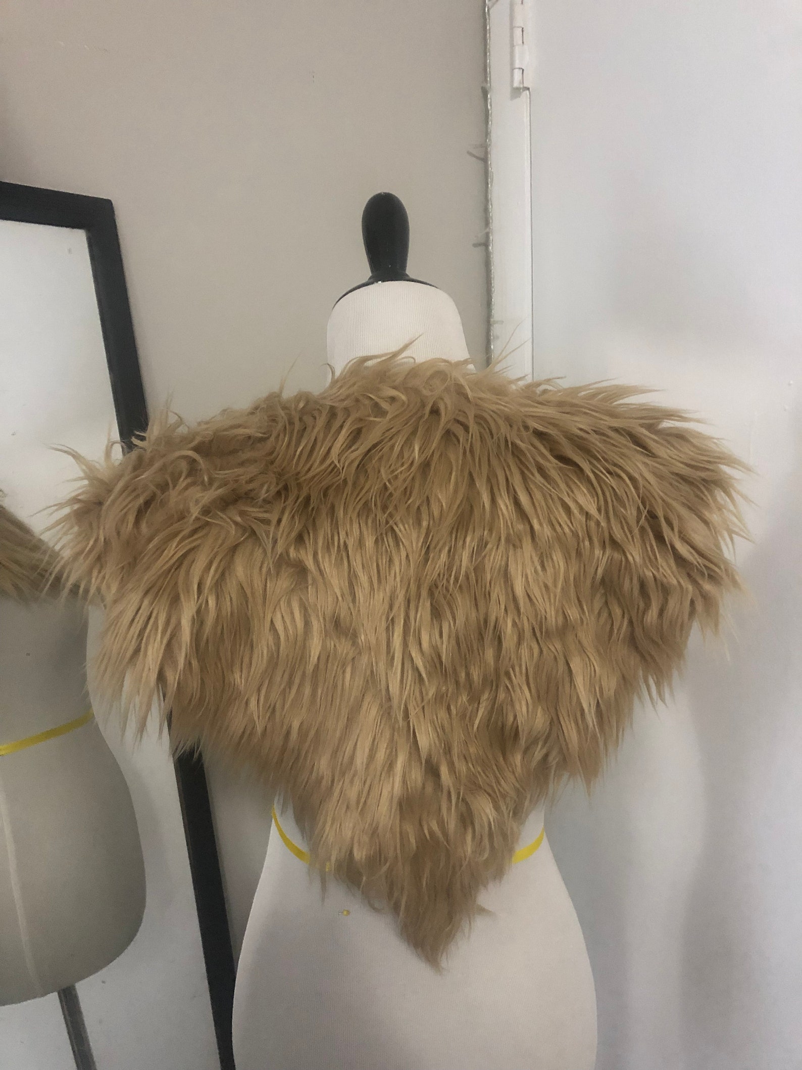 Blonde Faux Fur Viking Ren Faire LARP Cape Capelet Mantle Drape Cosplay ...