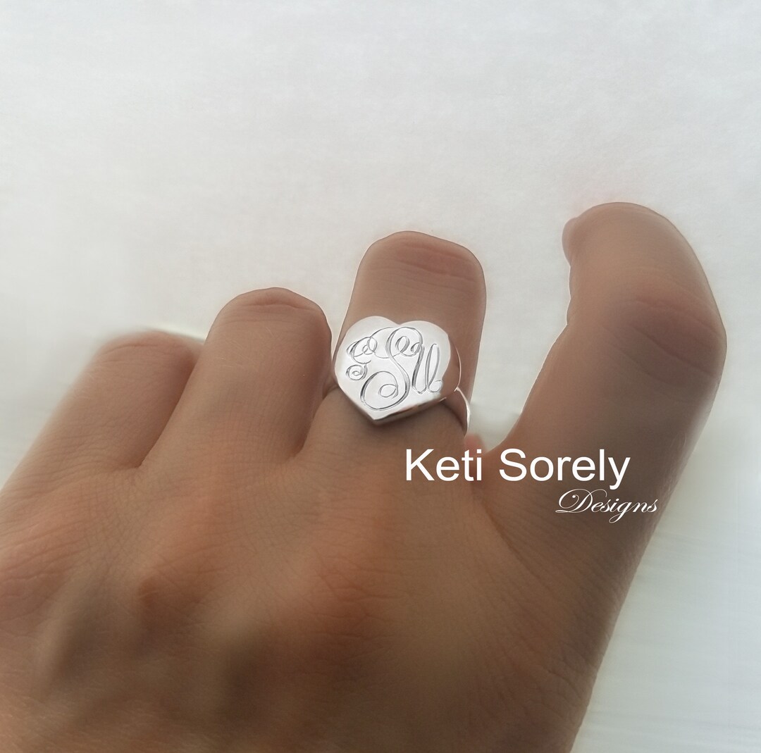 10K, 14K or 18K Solid Gold, Hand Engraved Heart Ring With Your Swirly ...