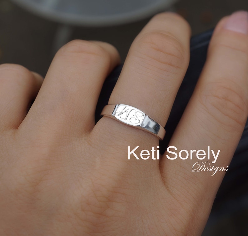 Mini Signet Ring With Engraved Script Initials in 10K 14K or - Etsy