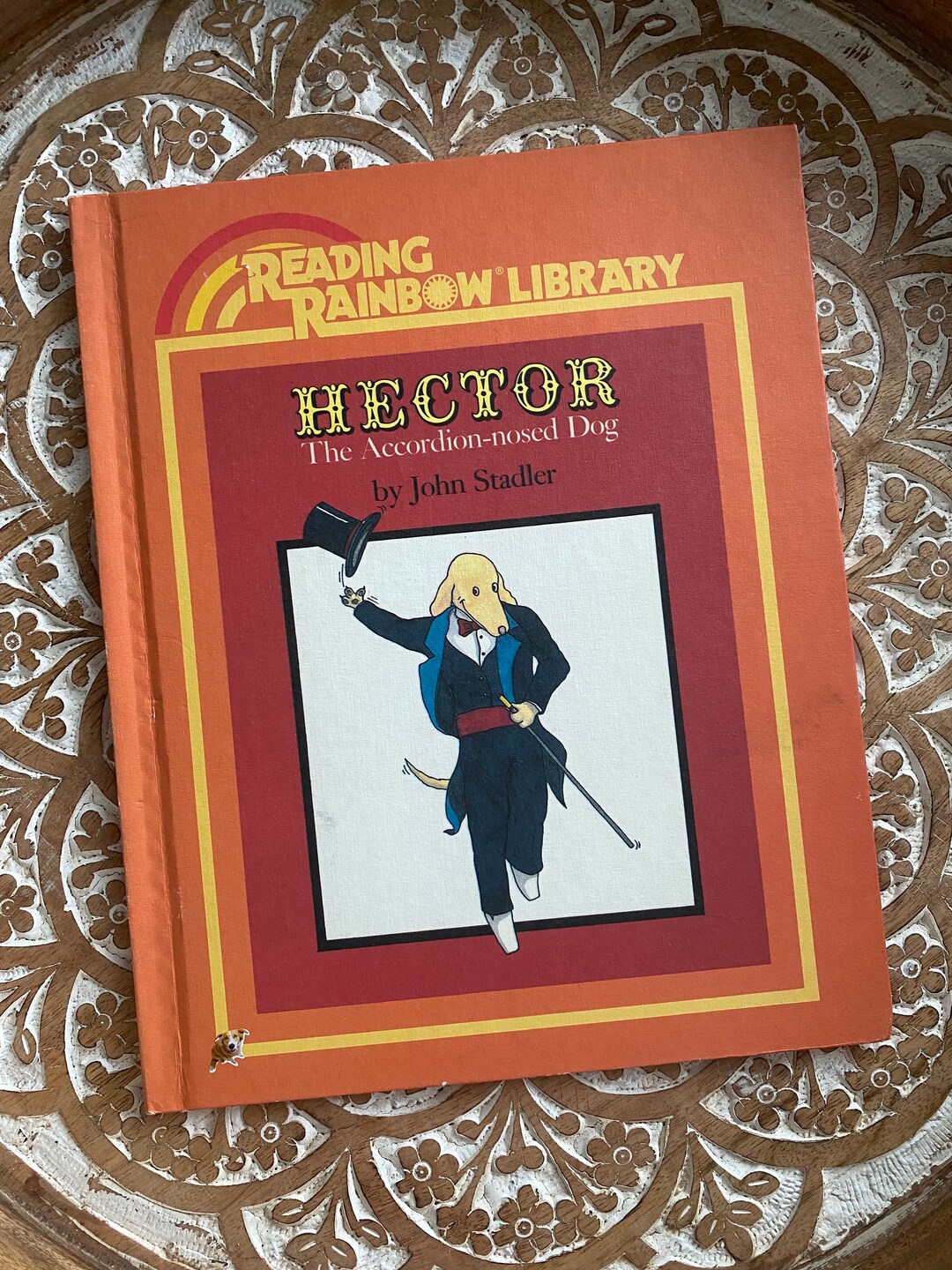 Vintage 1986 Reading Rainbow Library Hector the Accordion-nosed Dog ...