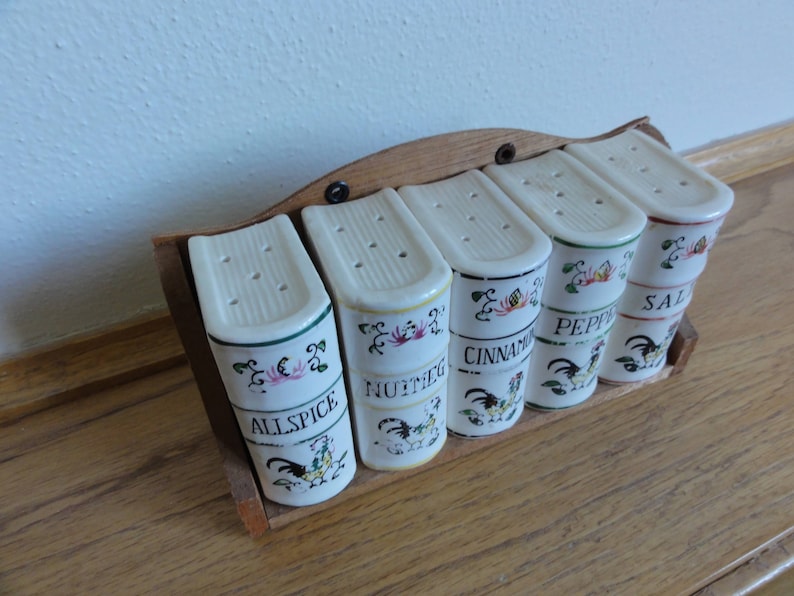 Vintage Spice Rack Set of 5 Book-Style Spice Containers with | Etsy