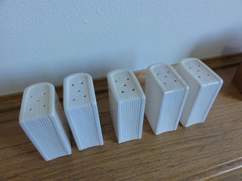 Vintage Spice Rack Set of 5 Book-Style Spice Containers with | Etsy