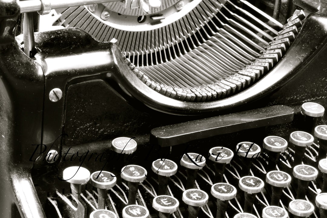 Vintage Typewriter Keys Black and White Office Study Den Wall Art ...