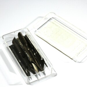 Plastic Nib Container Full - Assortment of Vintage Dipping Pen ...