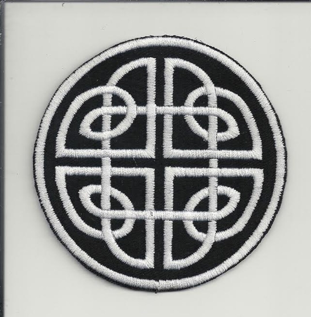 Celtic Knot, Odin, Loki, Balder, Tyr, Ymir, Thor, Njord, Bragi, Vidar ...
