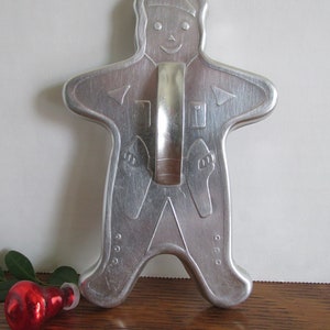 Vintage Gingerbread Boy With GUNS Cookie Cutter Christmas - Etsy