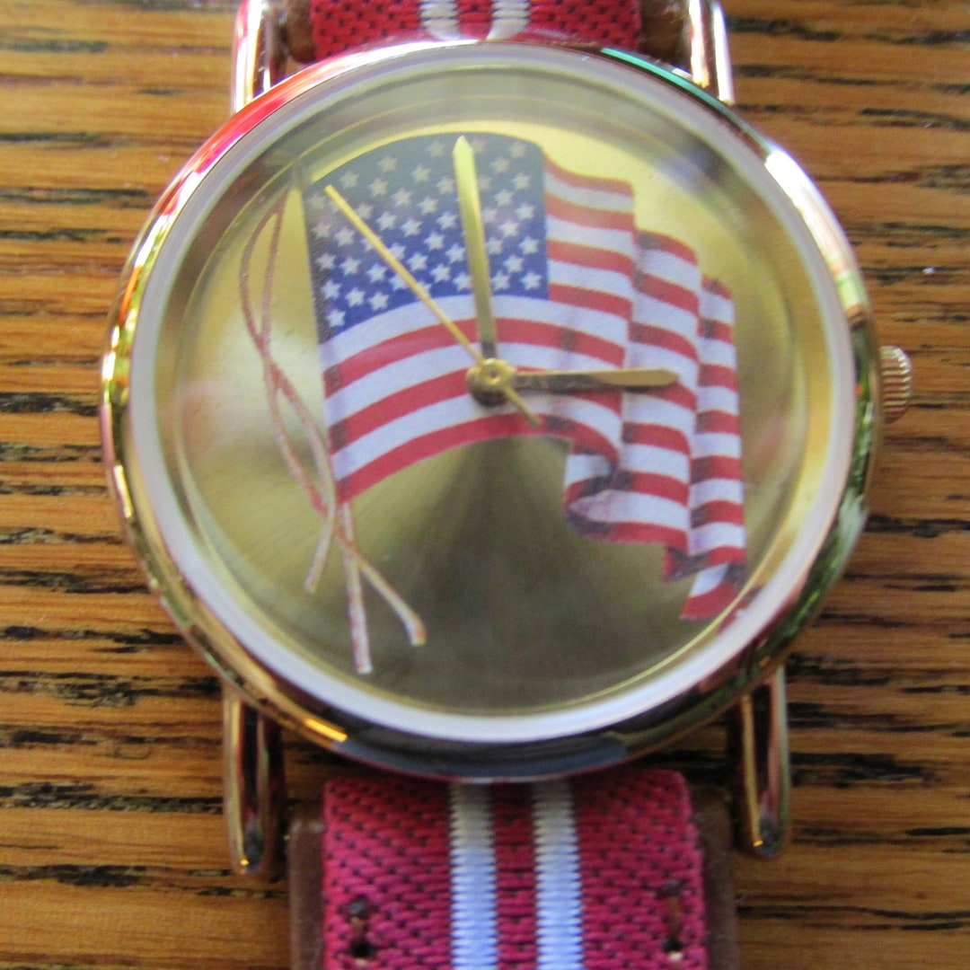 Vintage American Flag Watch in Box New Battery Avon 2001 - Etsy
