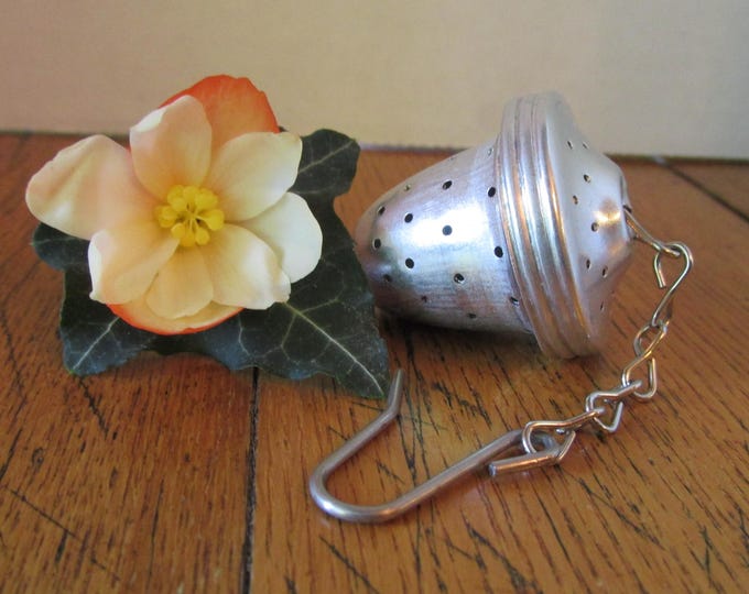 Vintage Small Aluminum Tea Ball Acorn Shaped - Etsy