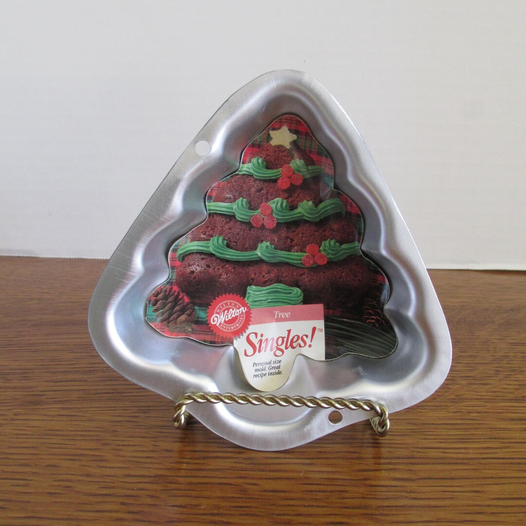 Vintage Set 4 Miniature Christmas Tree Cake Pans Wilton Singles 1996 ...