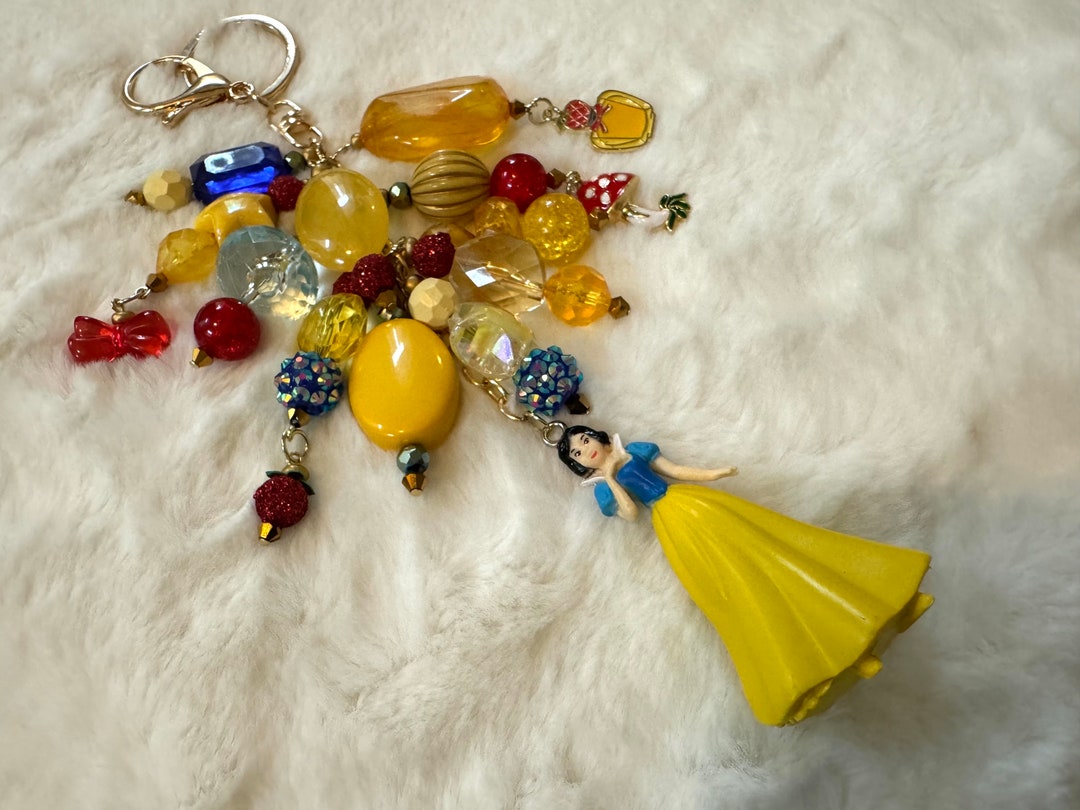 SNOW WHITE Chunky Chain , Beaded Keychain, Purse Dangle, Backpack ...