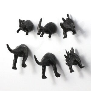 6 Piece Dinosaur Magnet Set Jet Black Dinosaurs Kitsch Gift - Etsy