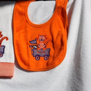 Clemson Tiger in a Wagon Burp Cloth and Bib - Etsy