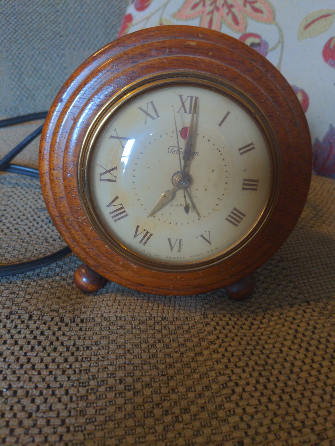 Vintage Telechron Round Wood Desktop Electric Clock-alam and Second ...