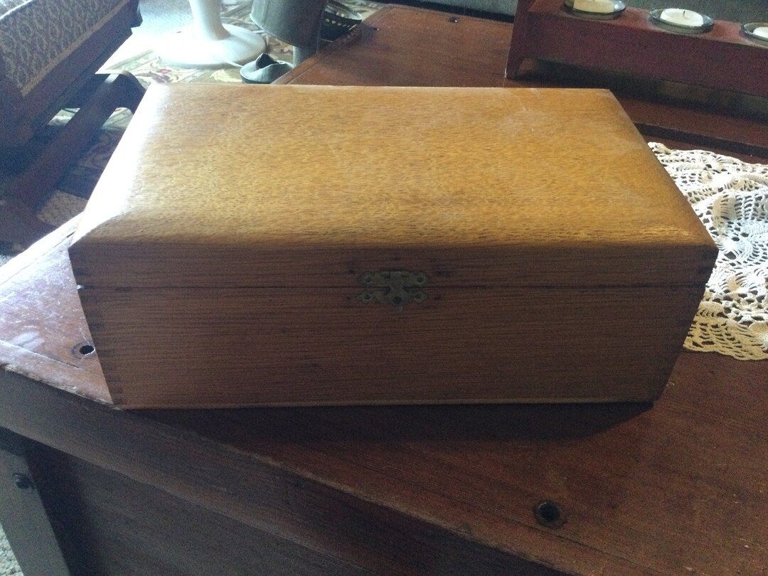 Vintage Wood Dovetail Jewelry Box/ Box With Wood Tray Gold Clasp - Etsy