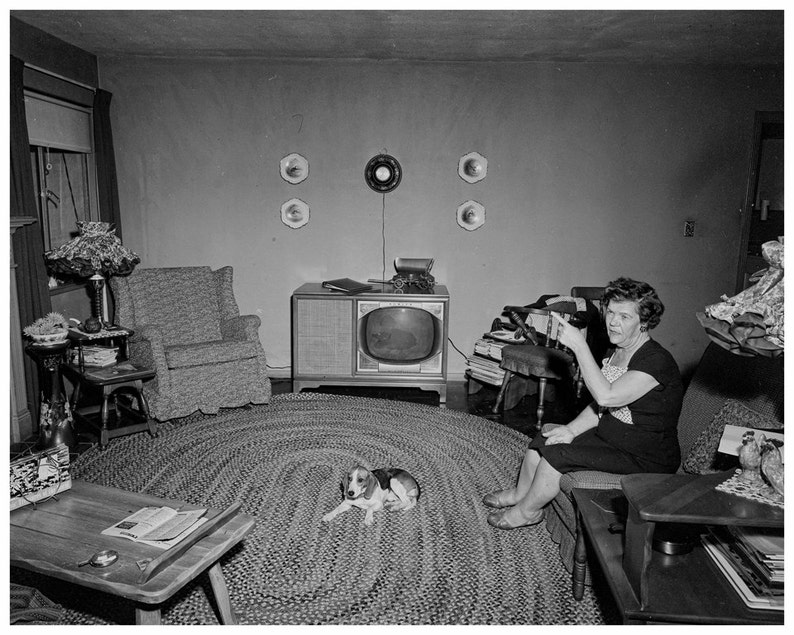 Living in Style, 1958: A Modern Living Room With Retro TV, Furniture ...