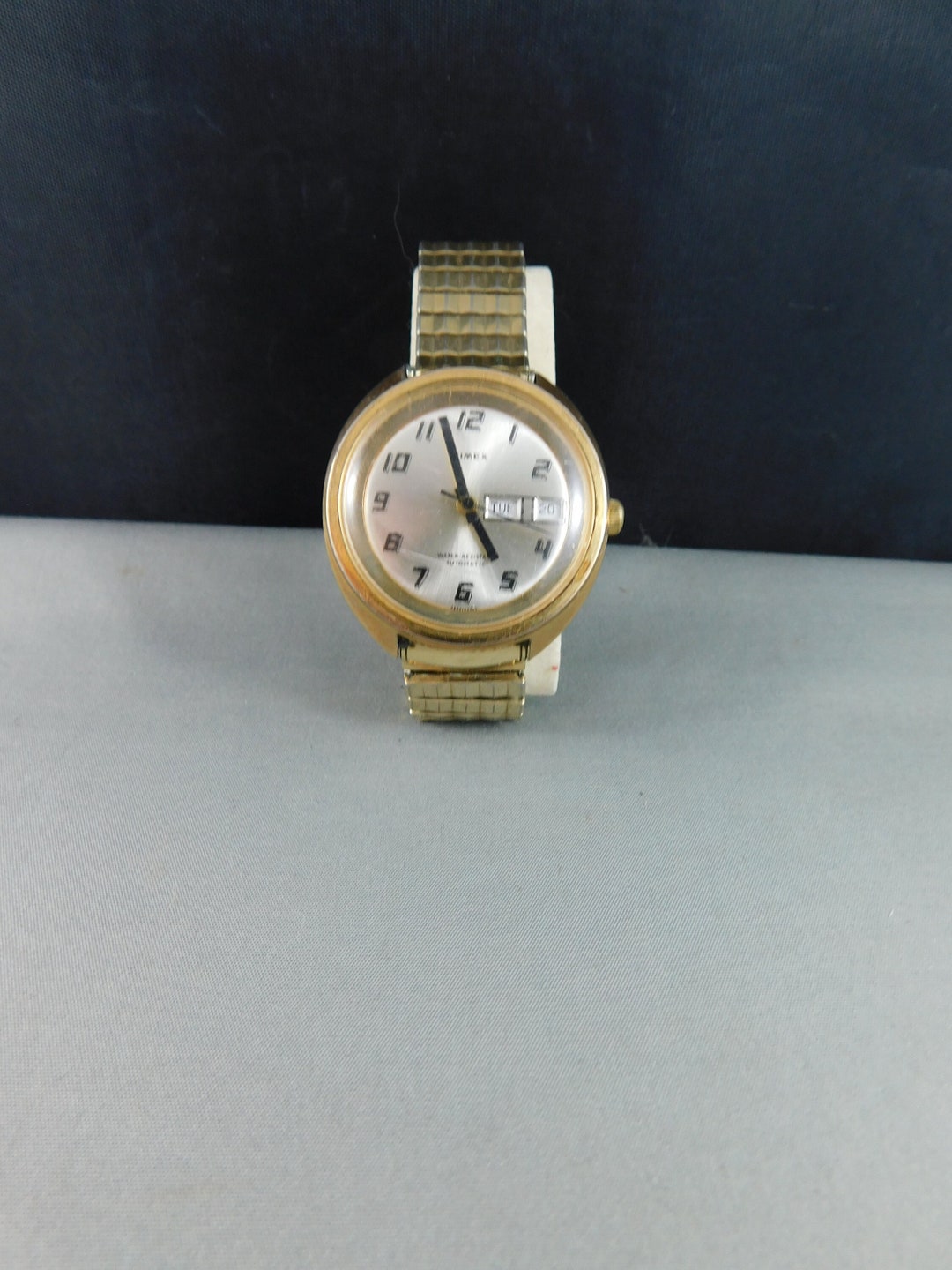 Vintage Men's Timex Automatic Water Resistant Day & Date Men's Watch ...