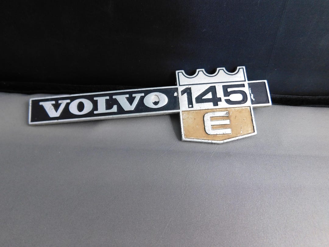 Volvo 142 E Metal Front Fender Emblem - Etsy