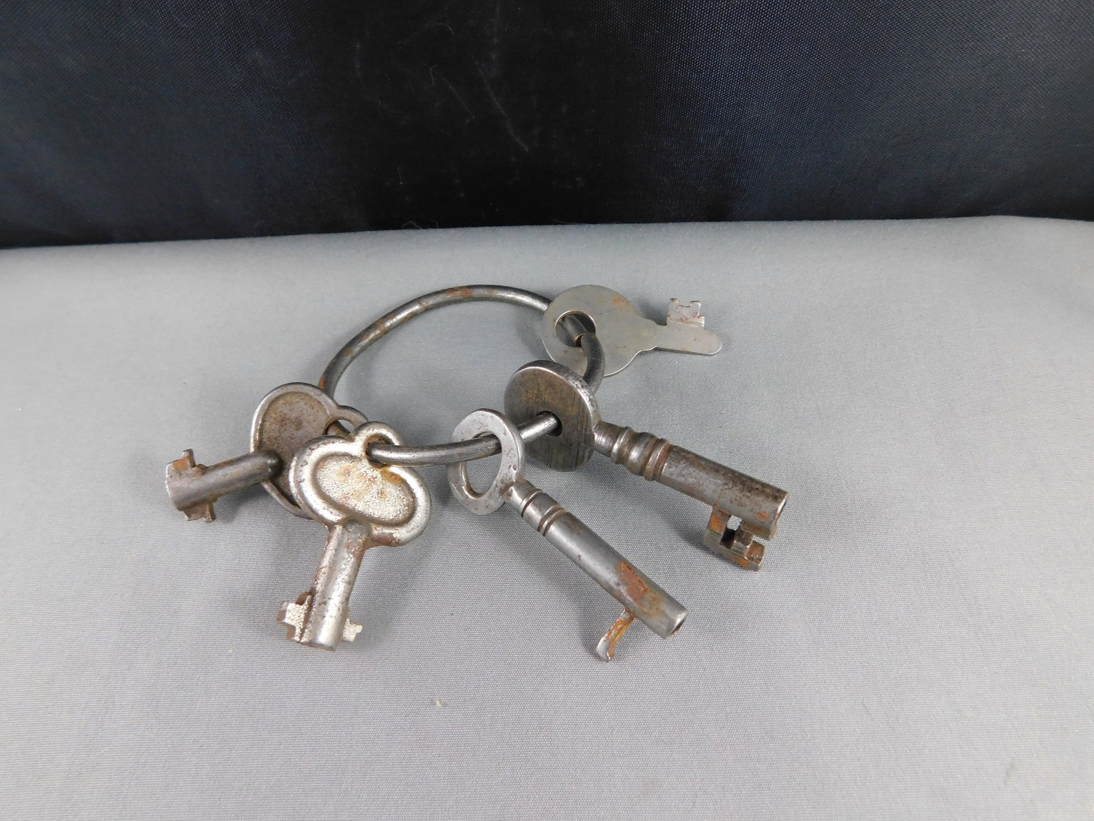 Antique Open Barrel Rare Skeleton Keys Tab W/ Hollow Barrel, Skeleton ...