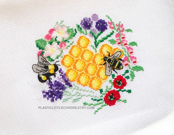 Bee Cross Stitch Pattern Pdf bees and Blooms | Etsy