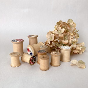 Collection of 10 Vintage Wooden Thread Spools | Farmhouse Sewing Room ...
