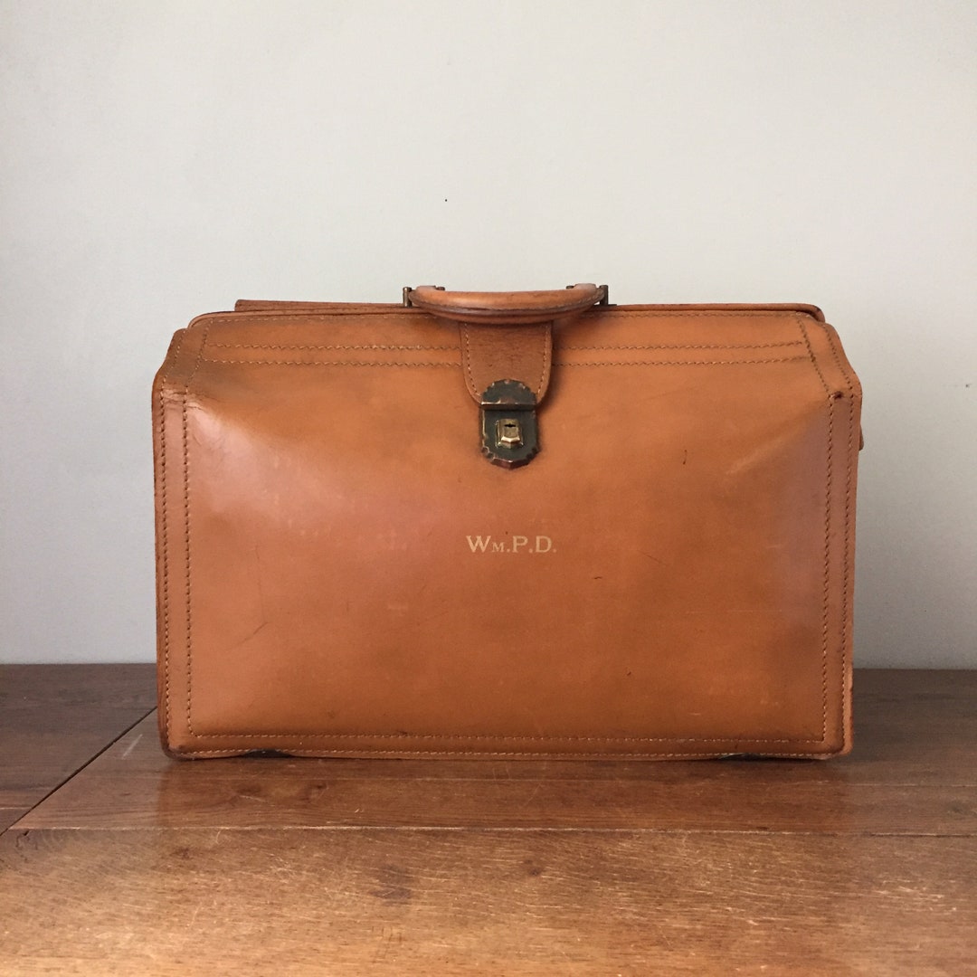 Vintage Leather Briefcase in Doctor's Bag Style - Etsy