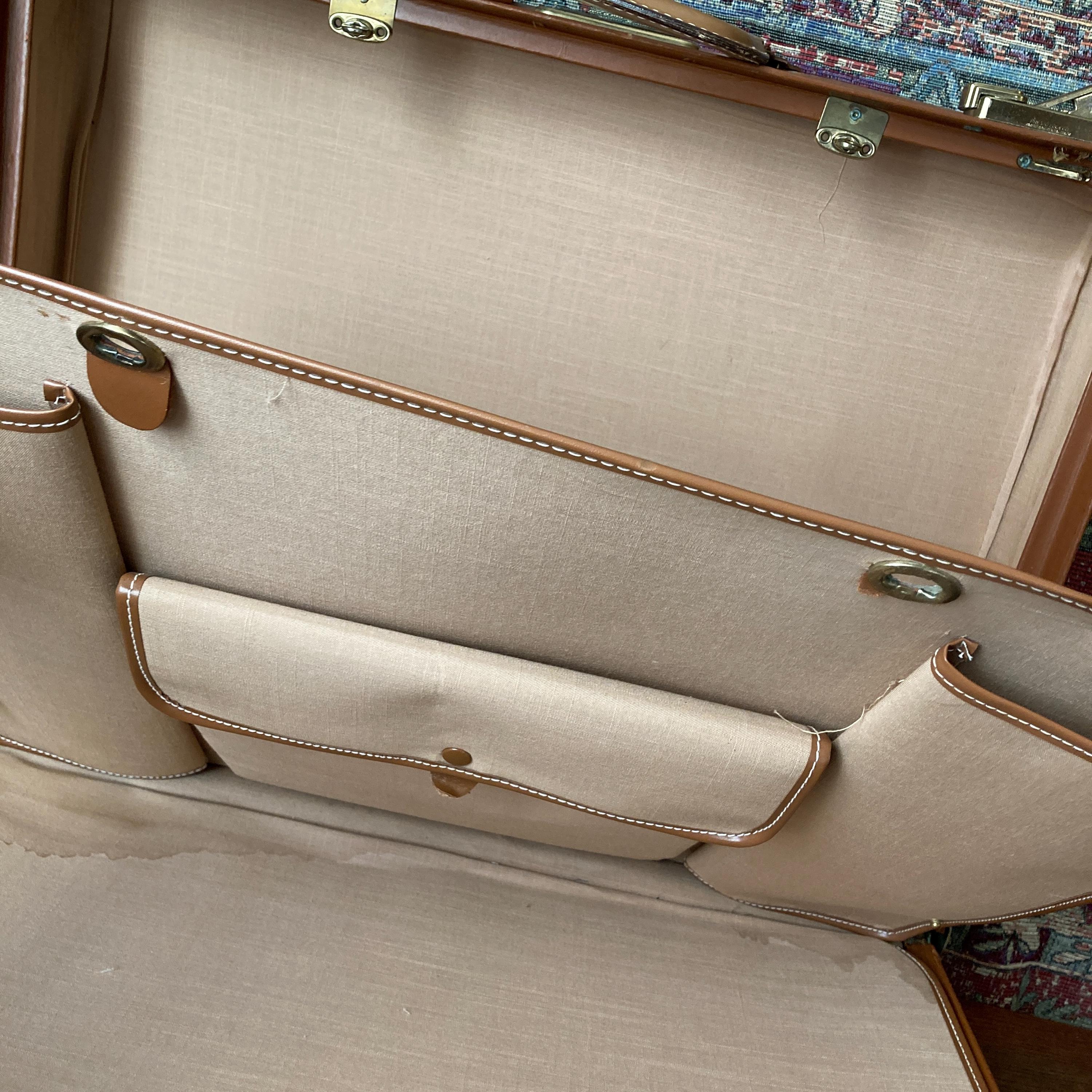 Vintage Top Grain Cowhide Suitcase Saddle Brown With Multi-compartment ...