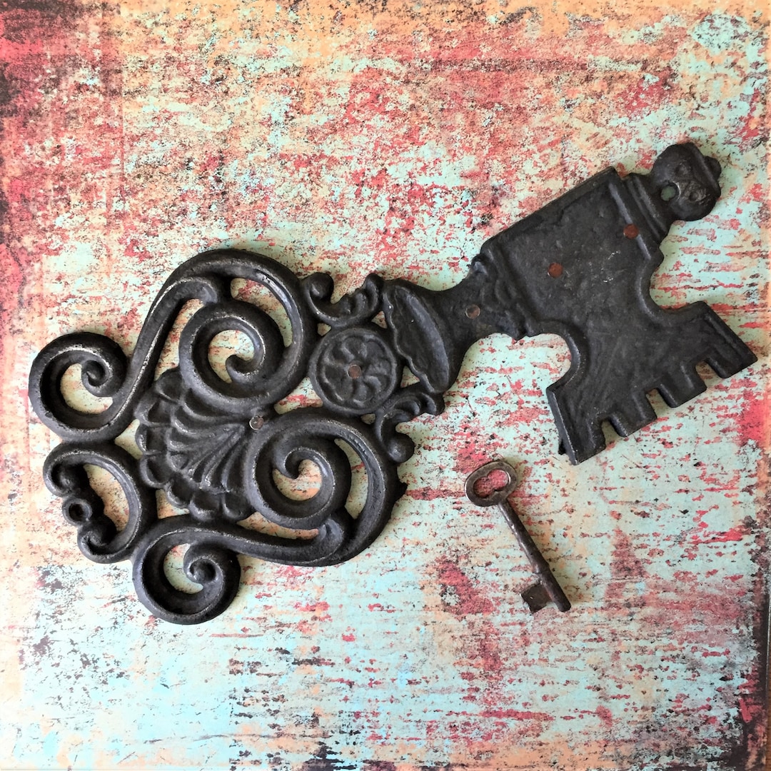 Cast Iron Key Shaped Wall Key Holder - Etsy
