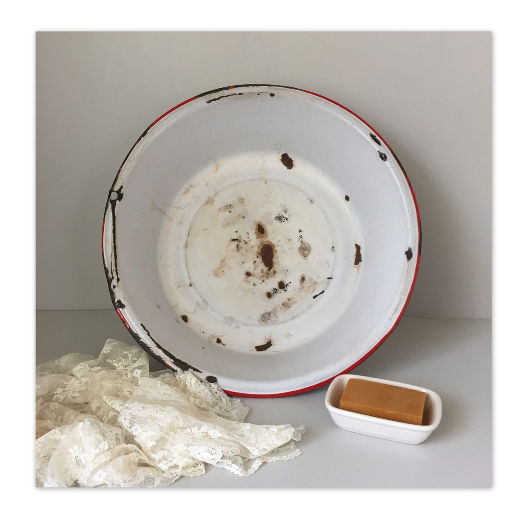 Vintage Porcelain Washtub | Large Enamelware Basin 16.25" | Red and ...