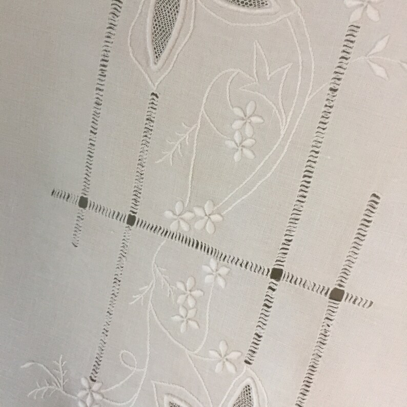 Vintage Cutwork Linen Table Runner | Etsy