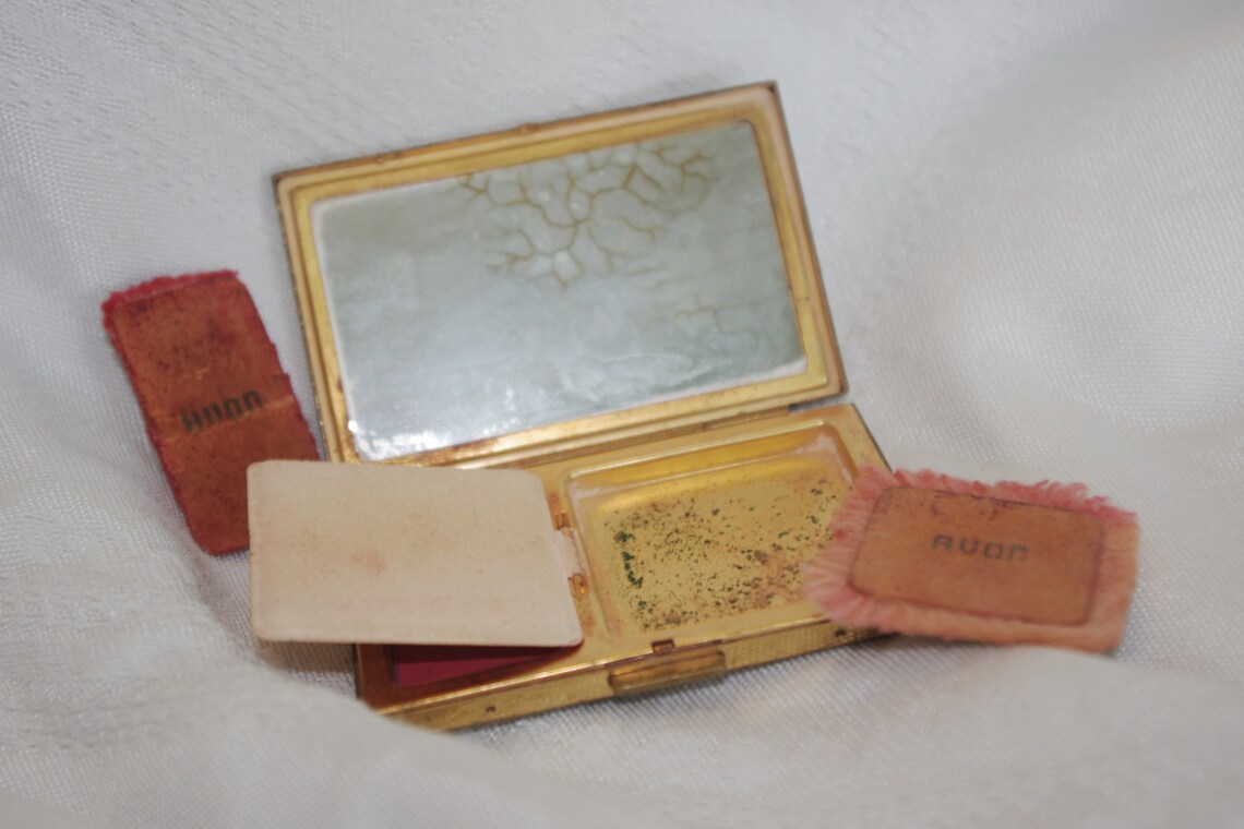 Vintage Powder / Rouge Compact: Avon, Gold, Bamboo, 1950s / 50s / MCM ...