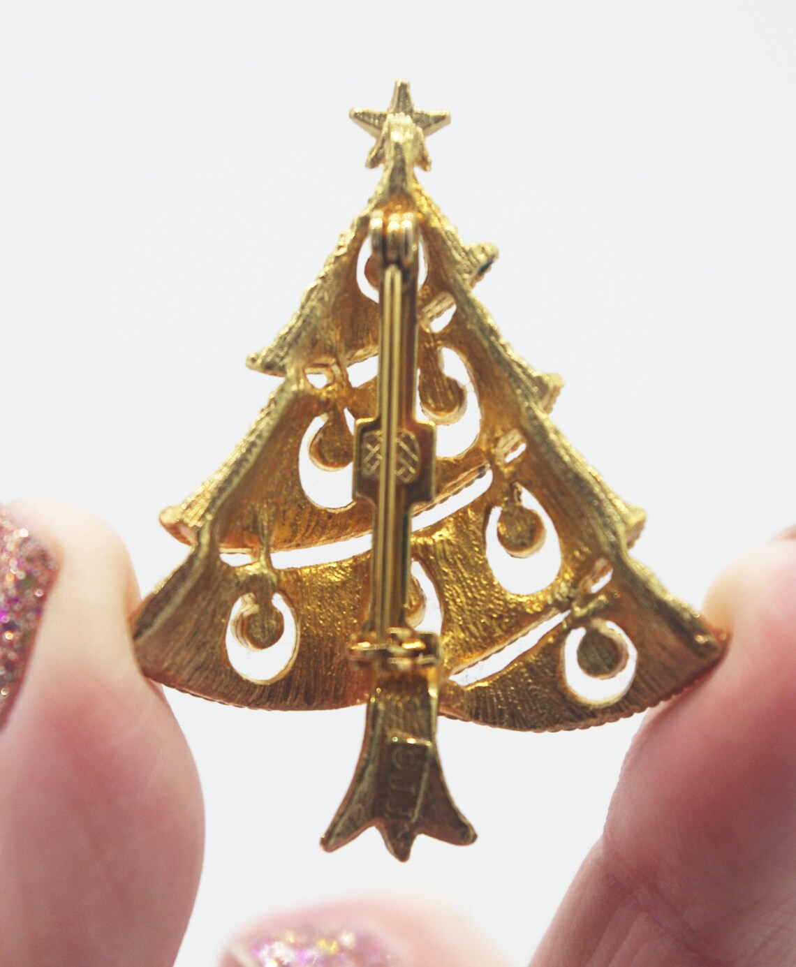 Vintage Christmas Pin / Brooch: Christmas Tree With - Etsy