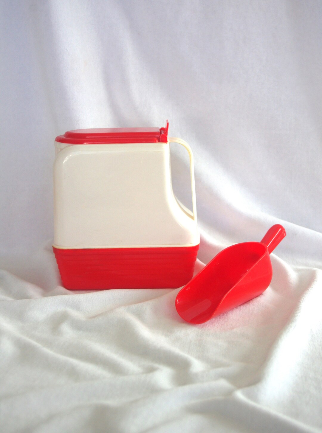 Vintage Pitcher / Scoop: Square Red & White "lustro Ware" Hard Plastic ...