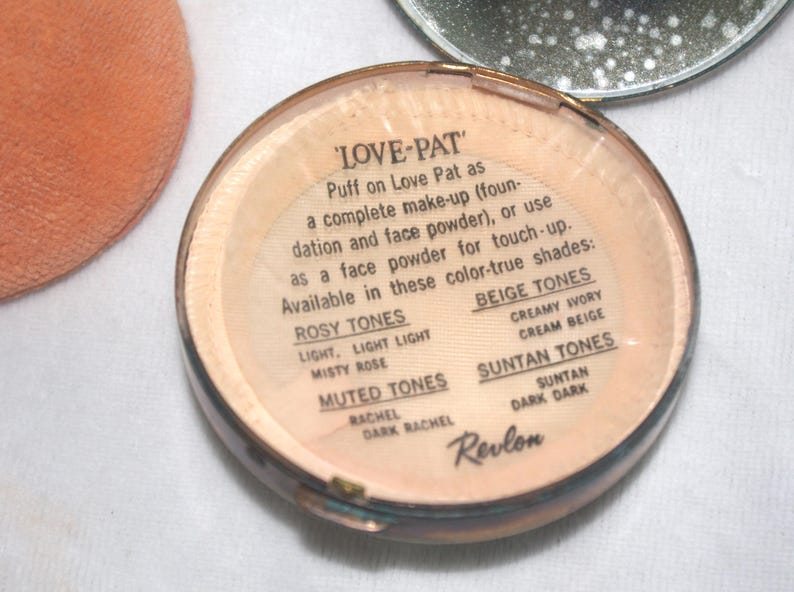 Vintage Powder Compact: Vintage REX Fifth Avenue Gold W/ Etched Flowers ...