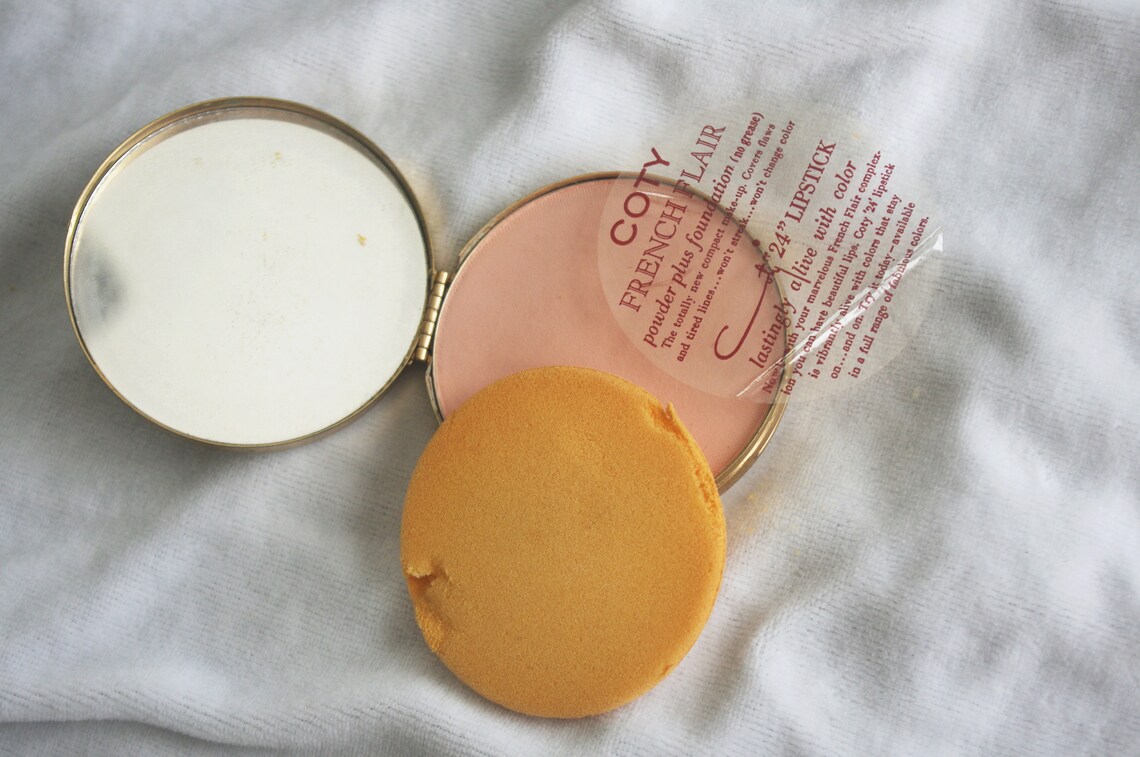 Vintage Powder Compact: coty French Flair Powder - Etsy