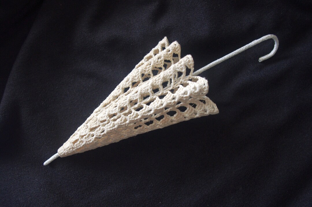 Vintage Crocheted Umbrella: Small, Party Favor, 6.75" - Etsy