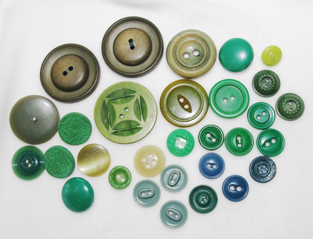 Vintage Button Lot: 28 Green Hard Plastic, 1930s-1960s - Etsy