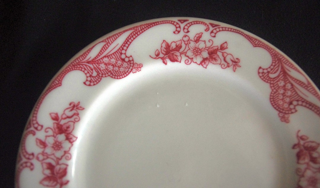 Vintage Restaurantware / Stoneware Saucer: 1940s Shenango Red - Etsy