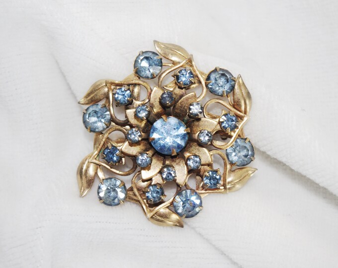 Vintage Brooch / Pin: 1940s Baby Blue Rhinestone Floral & Leaves, 1.75 ...