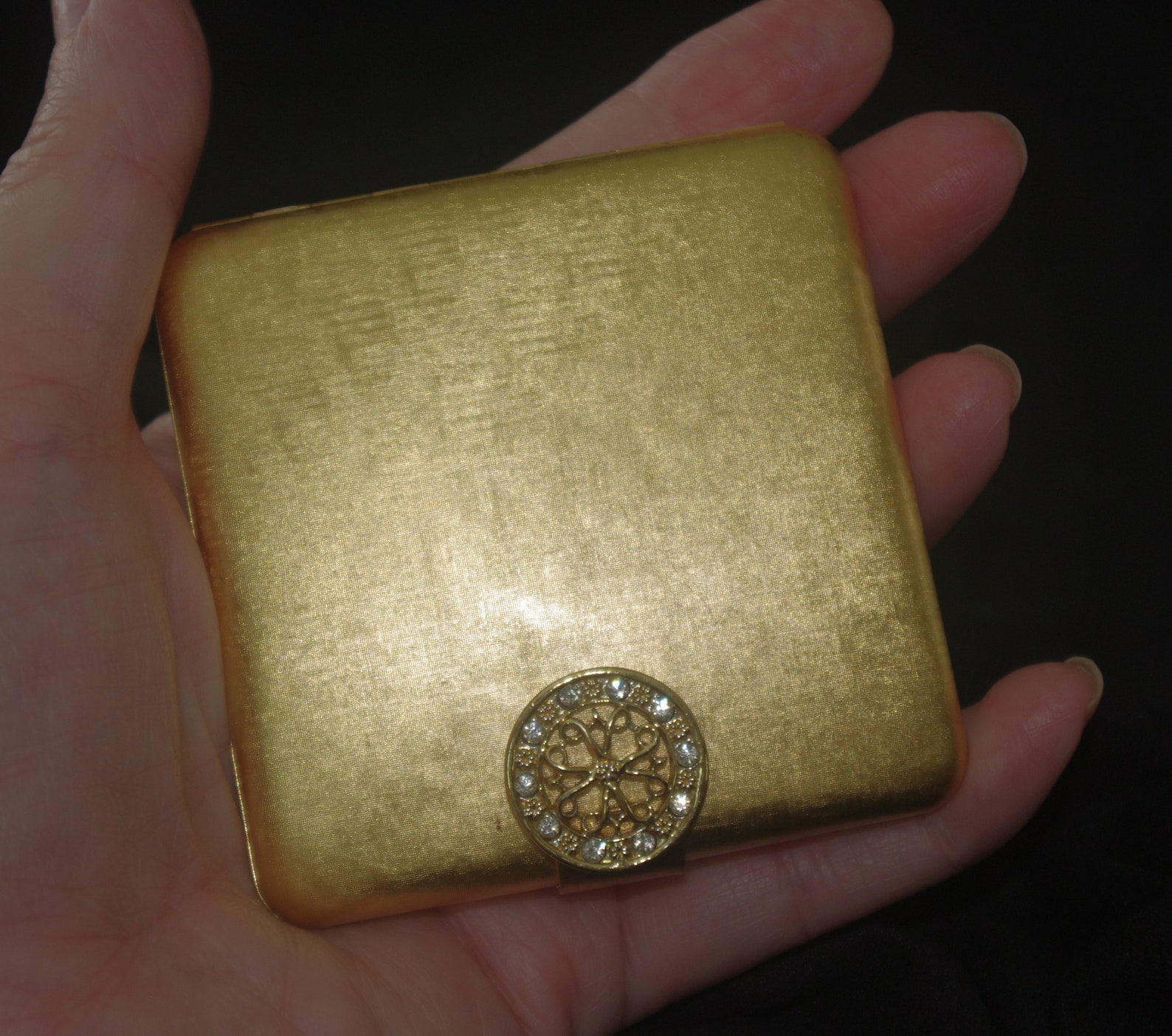 Vintage Powder Compact: Avon Gold imperial Jewel Brushed Gold ...