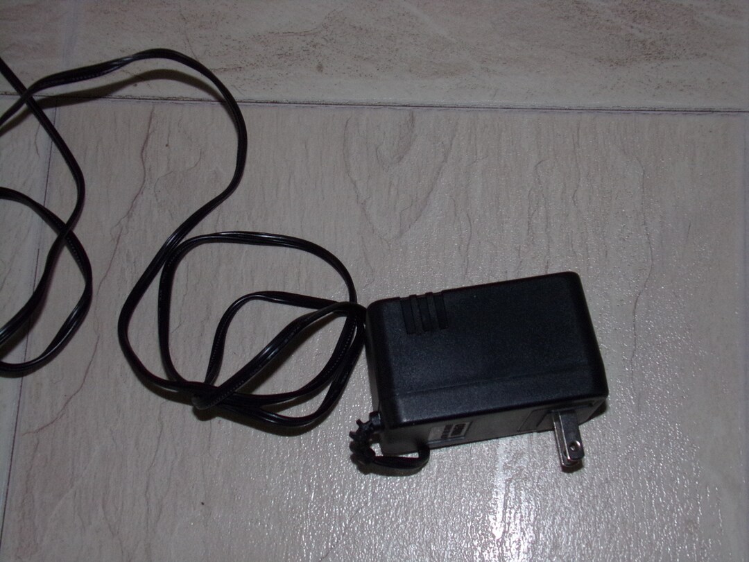 Vintage A C / D C Adaptor . Transformer . Electronic Charger . 120 A C ...