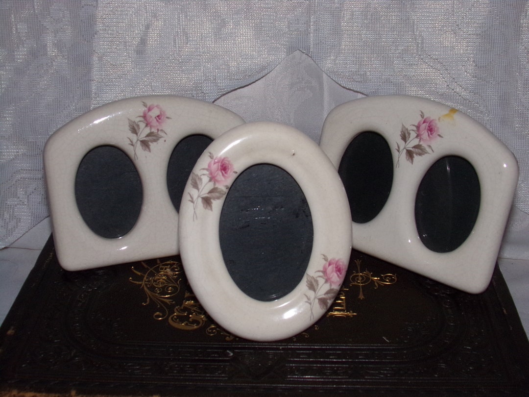 Vintage Oval Frames / Set of 3 Ceramic Frames / Pretty Flower Frames / Country Decor - Etsy