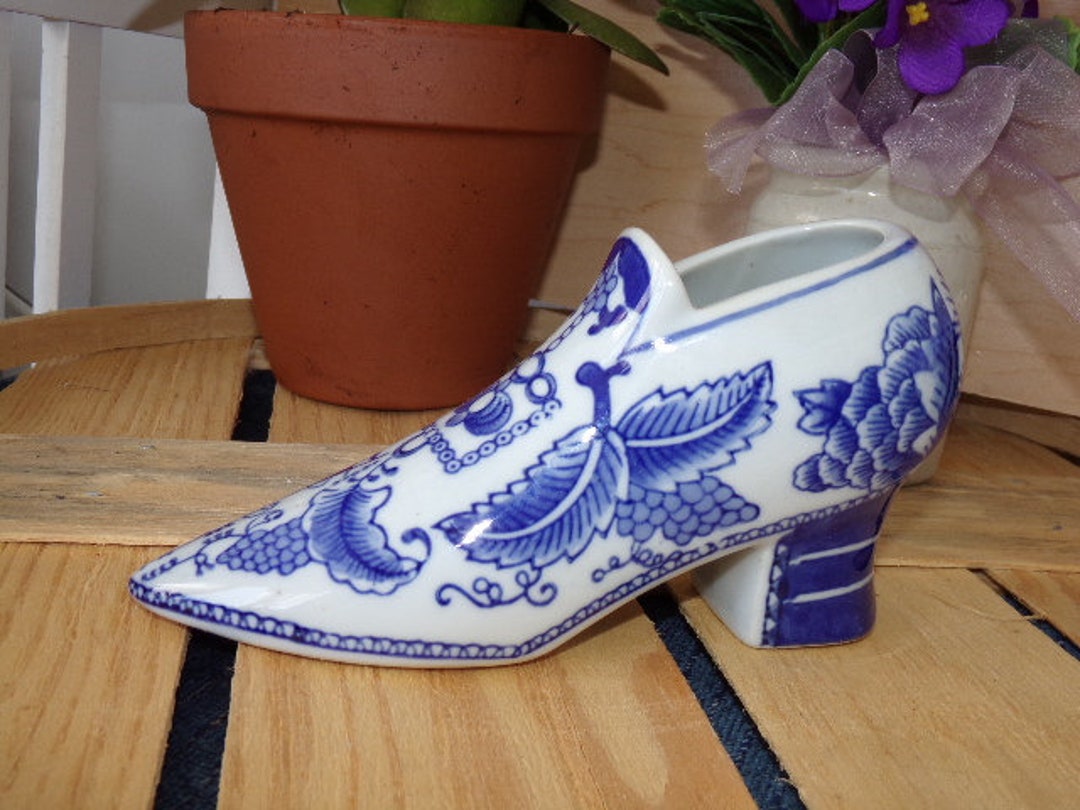 Vintage Blue Shoe Nantucket / Porcelain Shoe Blue / Blue Delft Large ...